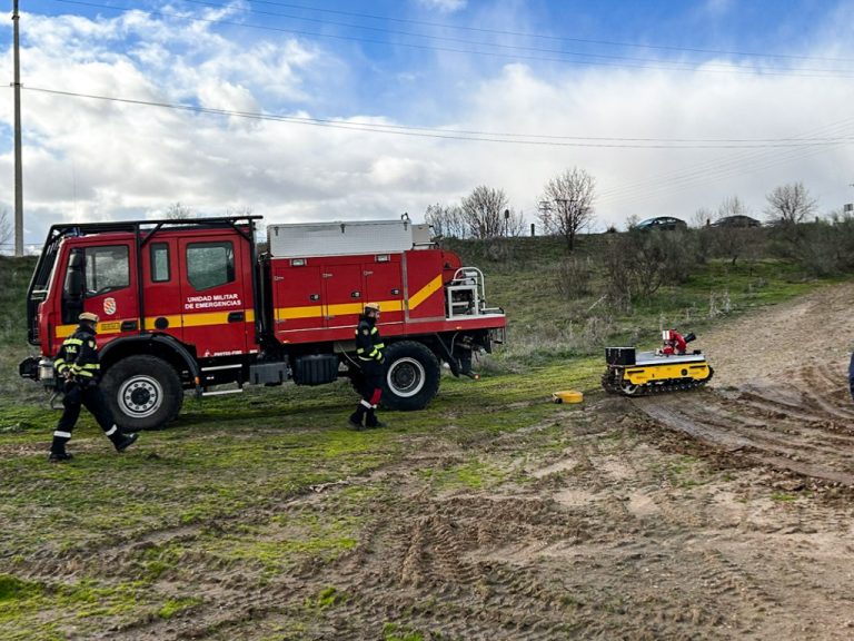 Military/defence material-handling equipment | Movex Innovation